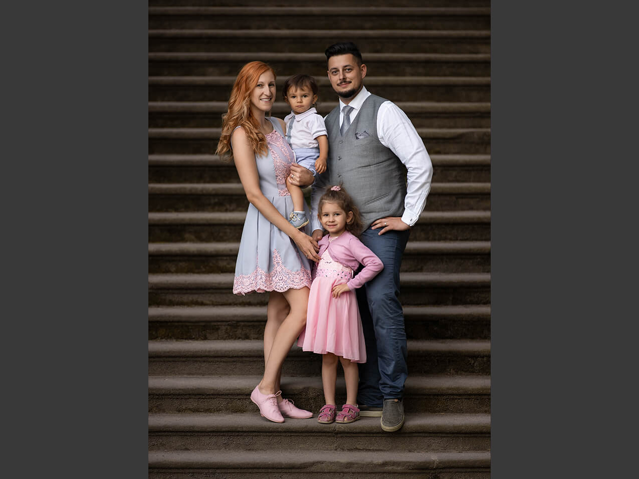 A Pastel Family Portrait 2022 - Photo Education By Daniel